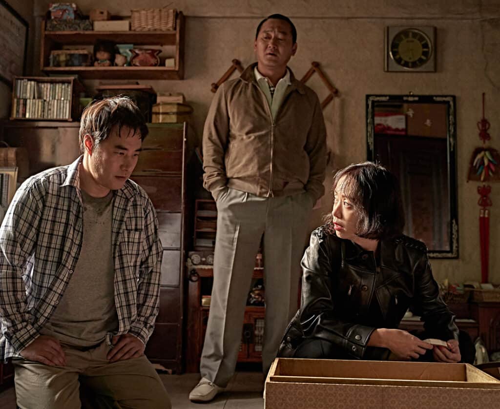 Film Of The Month: Beasts Clawing At Straws, A Bloody Good Korean Noir ...