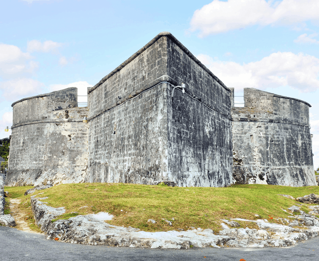 Wander from Home: A Sun-Kissed Getaway of Idyllic Beaches and ...