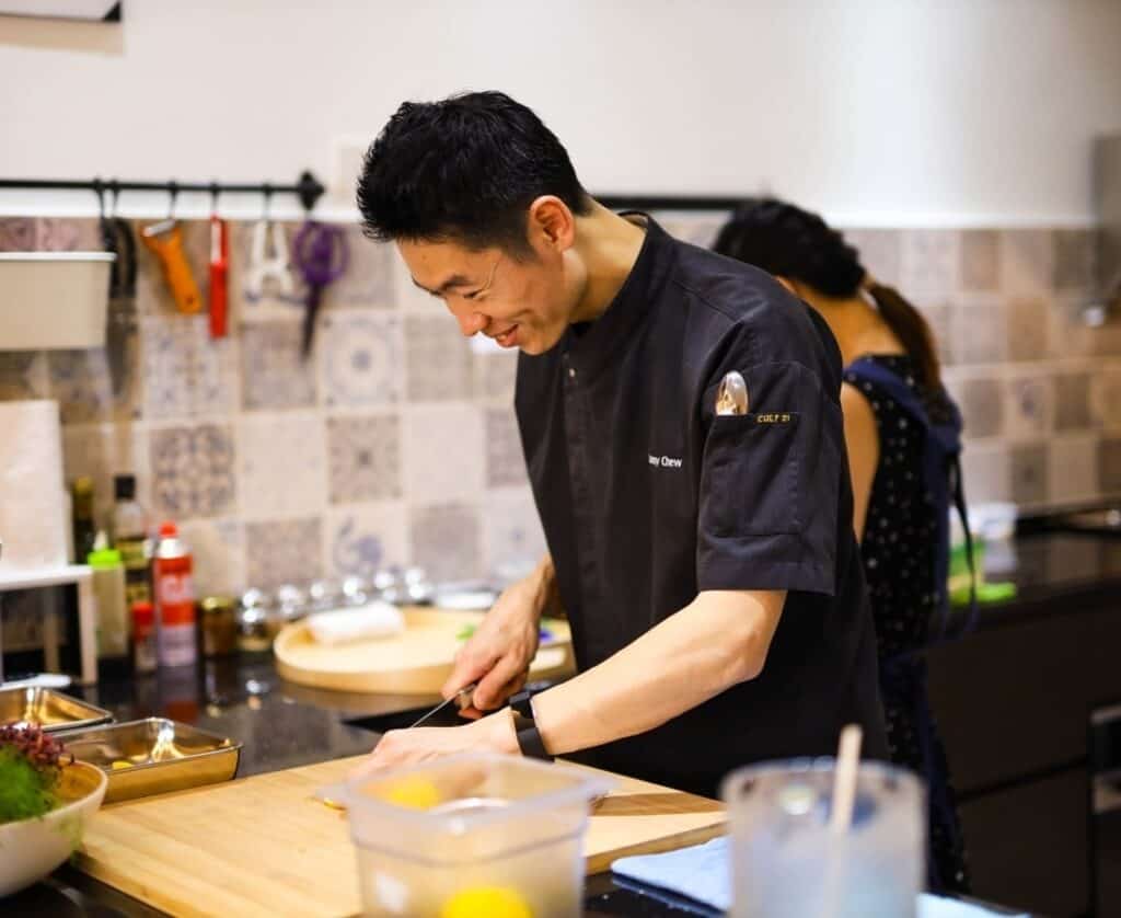 Restaurant Review: Peranakan Restaurant Bonding Kitchen Offers Fork ...