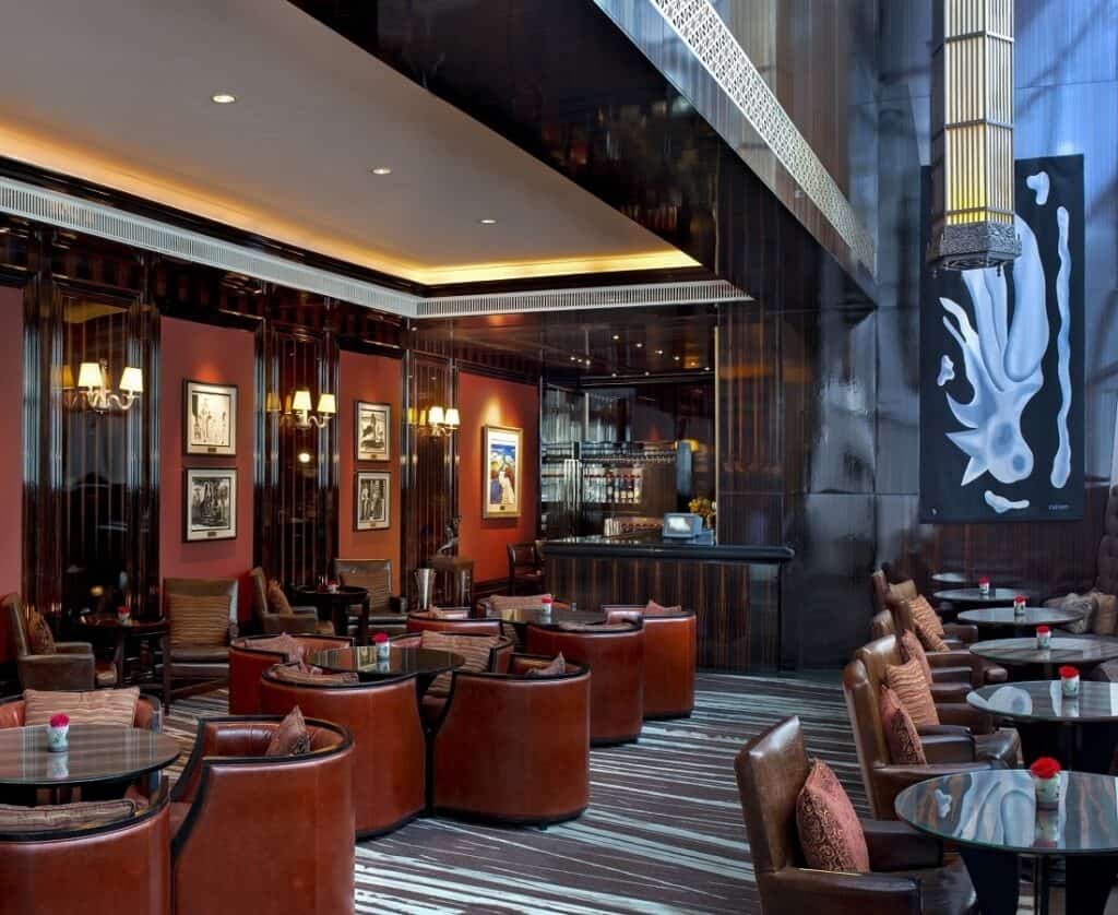 Bar Review: Astor Bar's New Menu Toasts New York's Gilded Age at The St ...