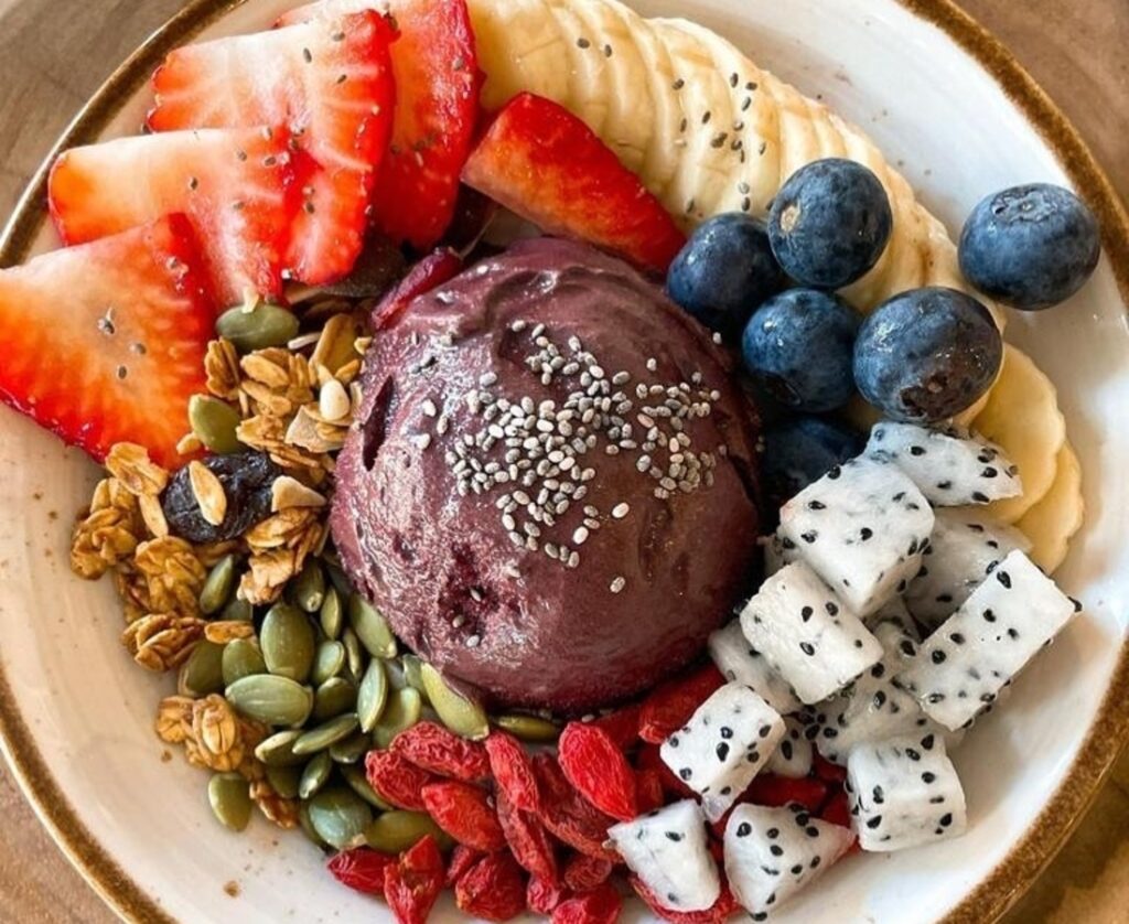 The Newest Healthy Cafes, Bistros, and Brunch Spots to Eat Clean in ...