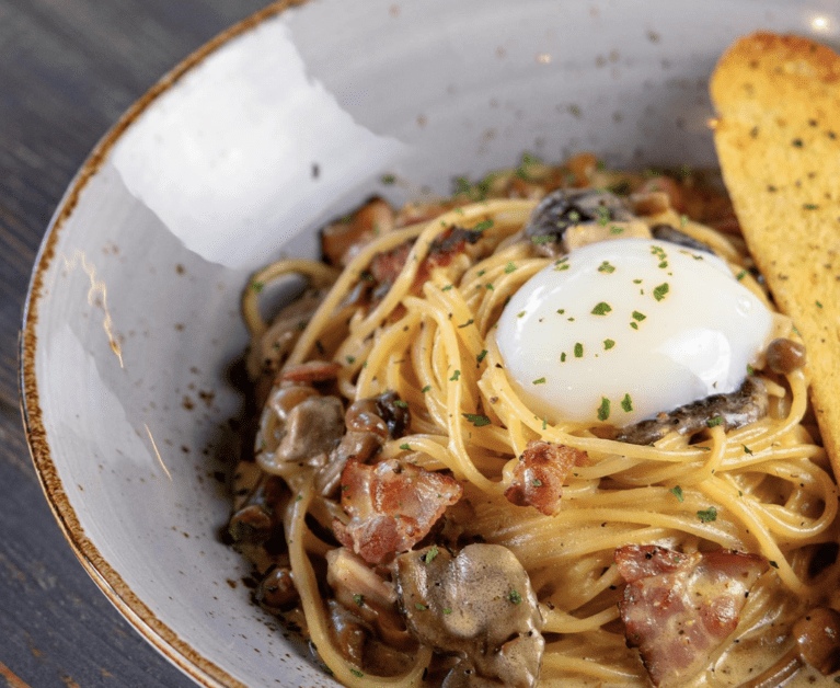 A Dining Guide to One-North: The Best Restaurants, Hawker Eats, and ...