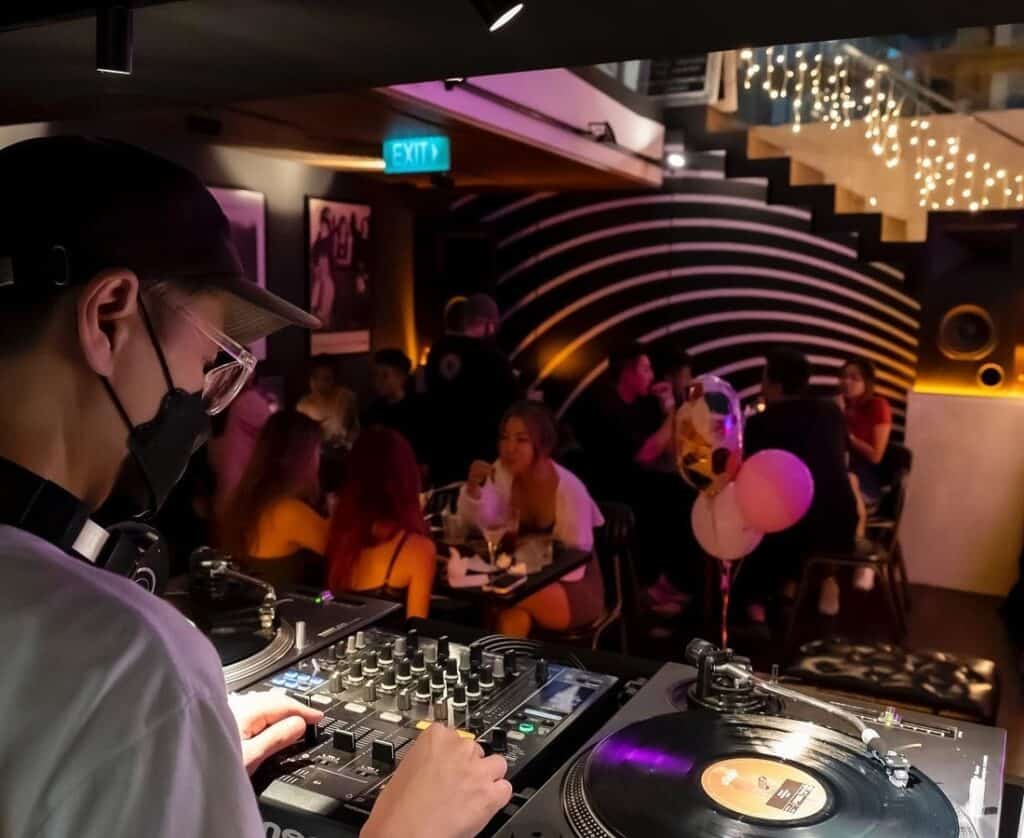 The Best Live Music Venues in Singapore