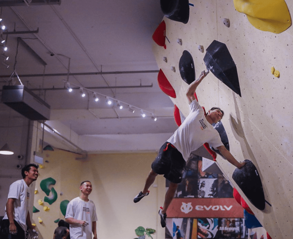 7 Rock Climbing & Bouldering Gyms in Singapore to Get You Hooked On – City Nomads