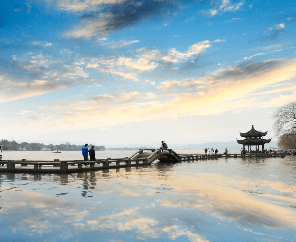 Travel Guide: 3-Day Itinerary To Hangzhou, China